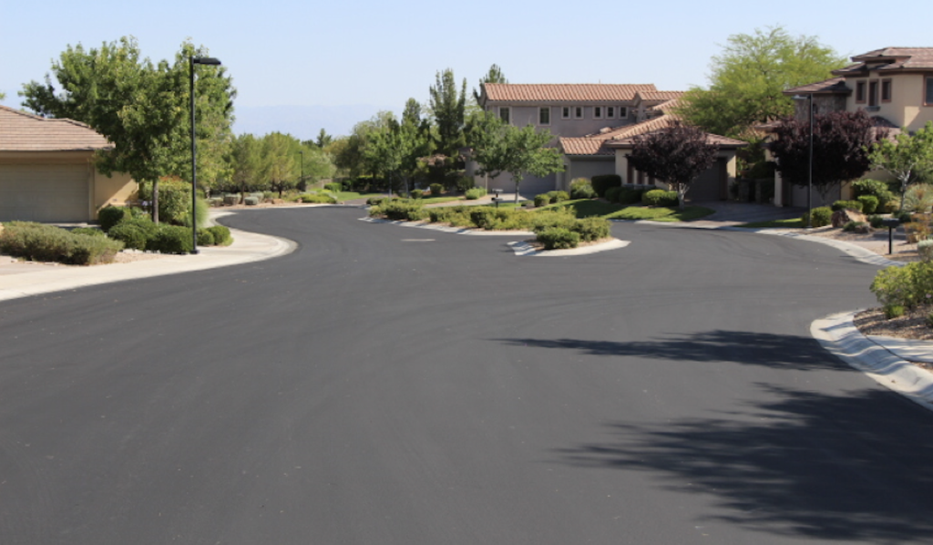 How Anthem Country Club Extends The Life Of Their Asphalt Assets | Holbrook Asphalt